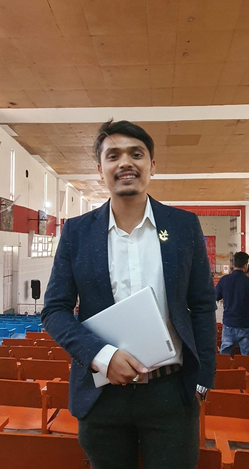 Aakash Oli - Somtu Vmag